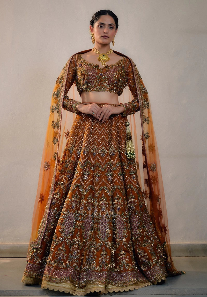 Khurmi Lehenga set by Irrau - Samir Mantri